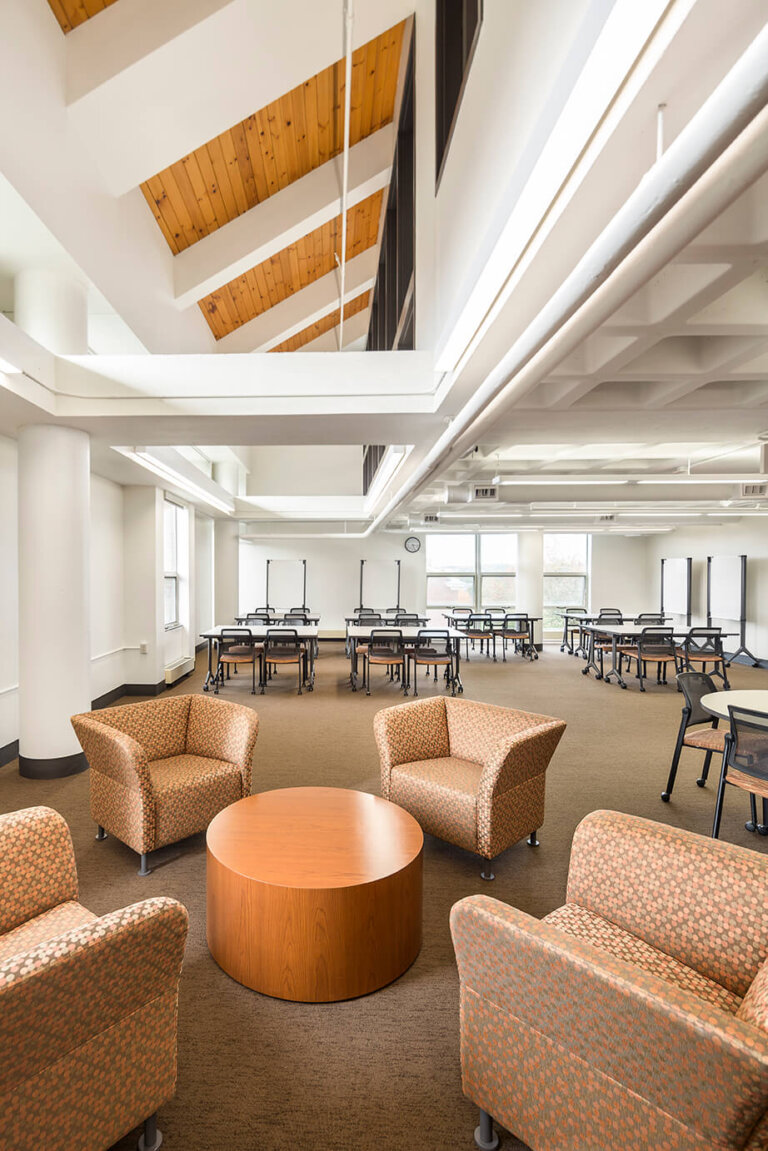 Colby College Miller Library | Harriman